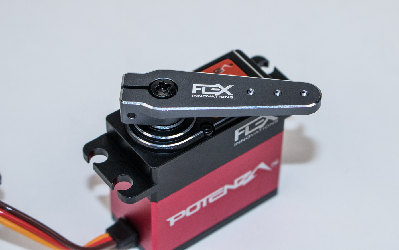 ALUMINUM SERVO ARM, 1.25-INCH, CLAMPING (25T), GREY – Flex Innovations